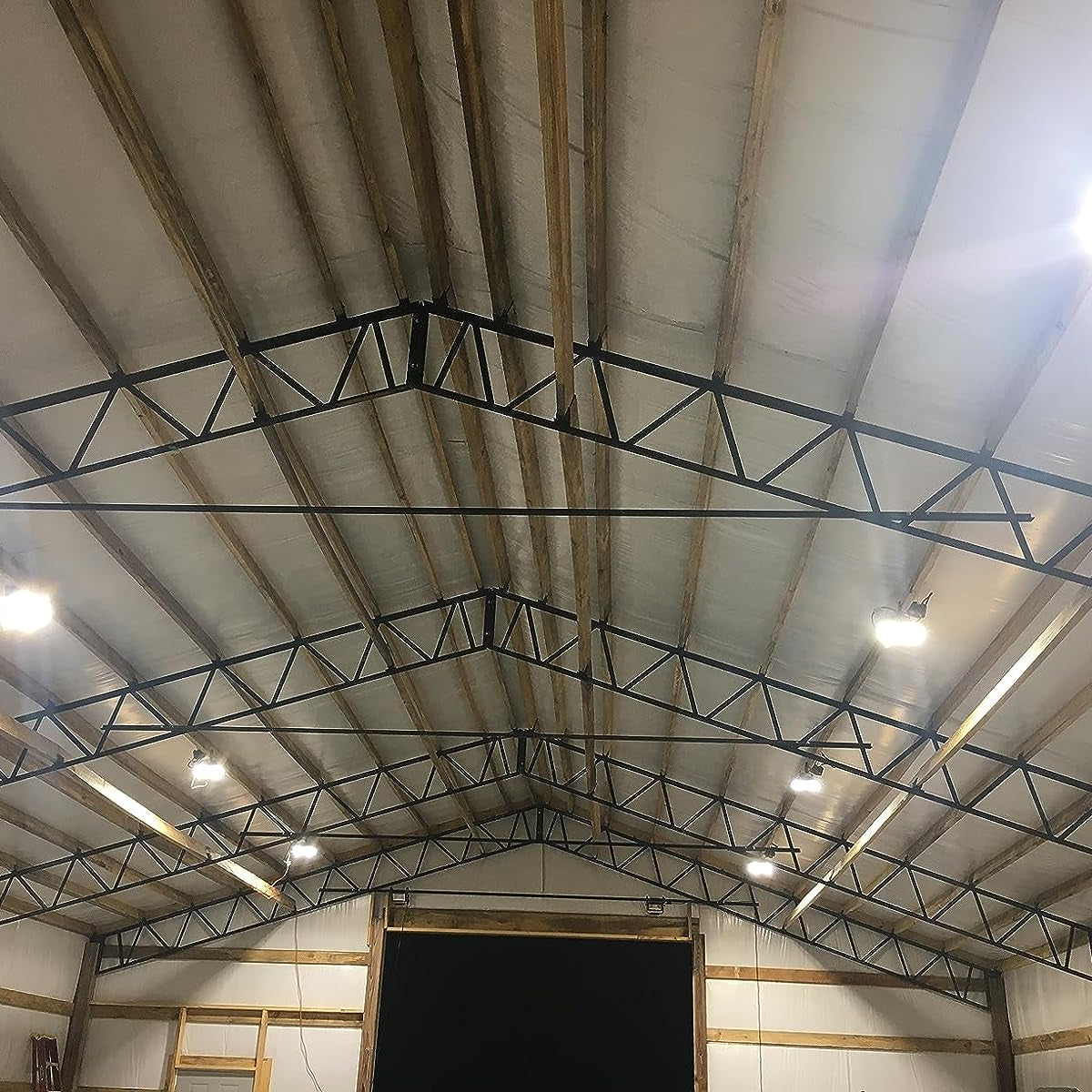 LED Fixture Weight & Structural Integrity: Pro Mounting Guide – Hyperlite